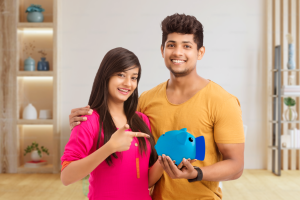 Enséñales el valor del ahorro: abre una cuenta para tus hijos